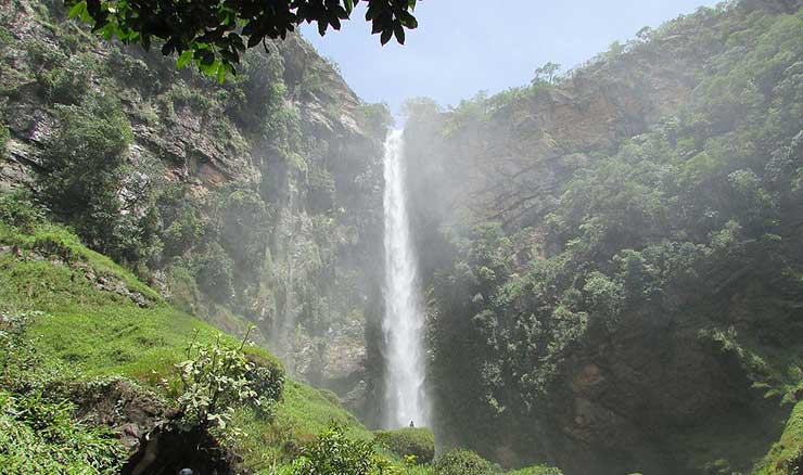 Formosa, Goiás: pontos para ecoturismo e esportes de aventura