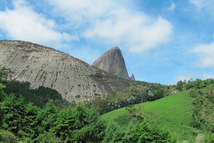 Pedra Azul, ES: conheça a Pedra do Lagarto e muitas outras atrações nos ...
