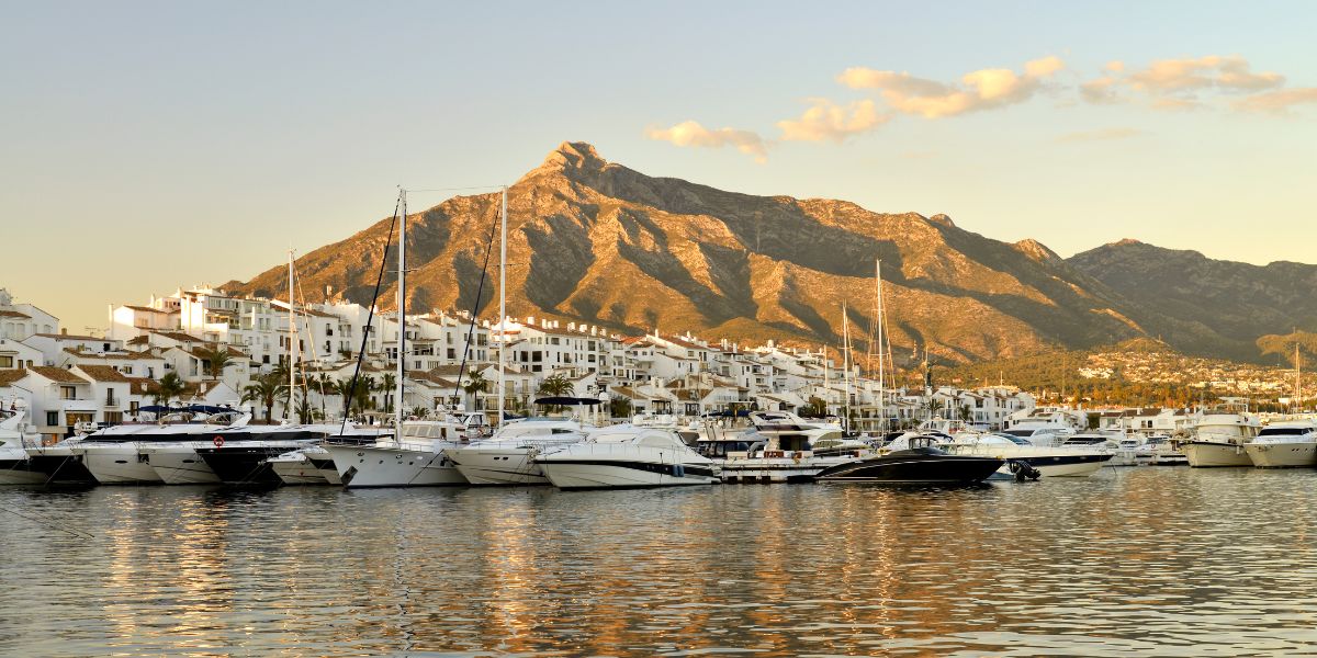 Descubra a beleza de Marbella, na Espanha: praias deslumbrantes e mais!