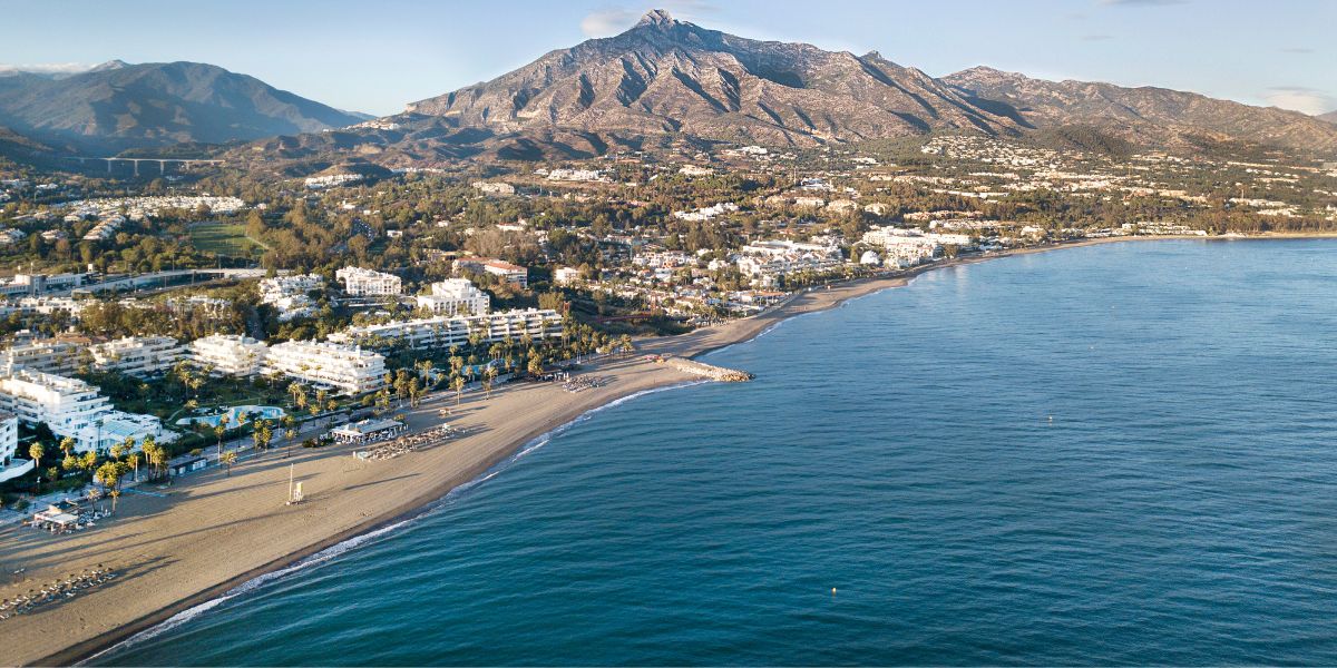 Descubra a beleza de Marbella, na Espanha: praias deslumbrantes e mais!